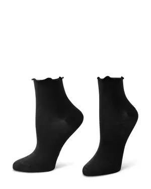 Hue Ruffle Edge Ankle Socks - Black