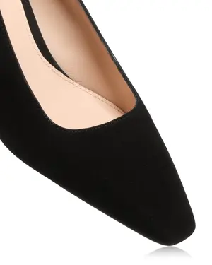STUART WEITZMAN Stassi Suede Pumps