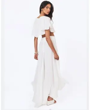 MISS CIRCLE NEW YORK Yarae Satin Boat Neck Cape Effect Top