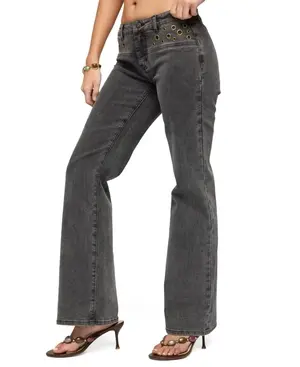 EDIKTED Grommet Mid Rise Straight Leg Jeans