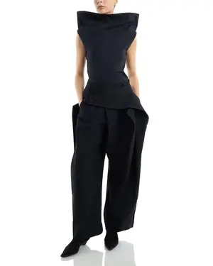 Issey Miyake Allow Structured Neckline Top