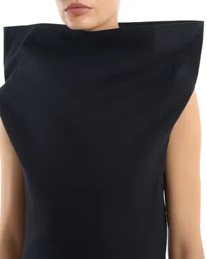 Issey Miyake Allow Structured Neckline Top