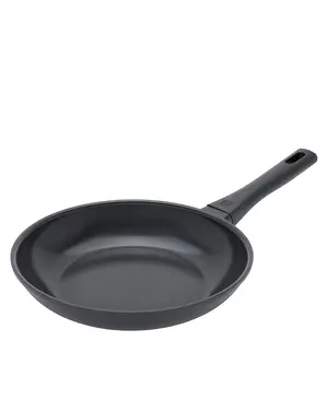 ZWILLING Madura Plus Ceramic Aluminum Fry Pan, 8 - Black
