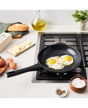 ZWILLING Madura Plus Ceramic Aluminum Fry Pan, 8