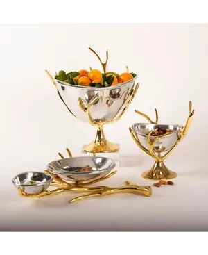 LUNARES Manzanita Pedestal Nut Dish