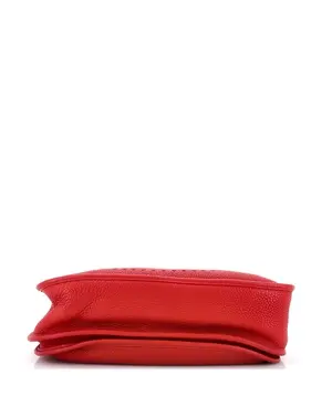 Hermès Gm Evelyne Bag Gen Iii Clemence - Red