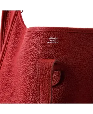 Hermès Gm Evelyne Bag Gen Iii Clemence - Red