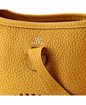 Hermès Tpm Evelyne Bag Gen Iii Clemence - Yellow