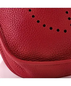 Hermès Pm Evelyne Bag Gen Iii Clemence - Red