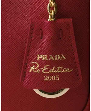 Prada Re-edition 2005 Saffiano Leather Mini-bag - Red