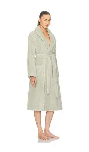 PARACHUTE Classic Plush Robe In Green