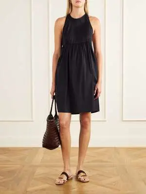 Manolo Blahnik Susastri Suede Sandals