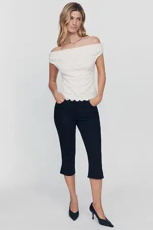 Astr The Label Myranda Off-shoulder Lace Top
