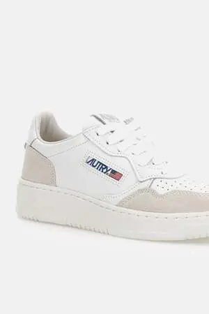 AUTRY Medalist Low Leather Sneakers - White