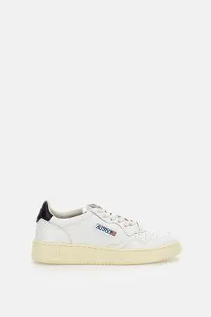 AUTRY Medalist Low Sneakers In Leather - White
