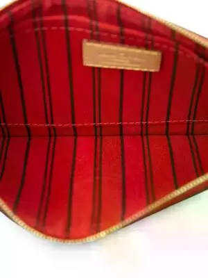 LOUIS VUITTON Monogram Neverfull Mm Pouch - Brown