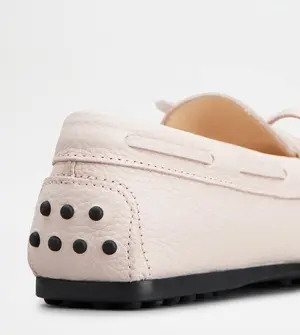TOD'S Round-toe Casual Shoes