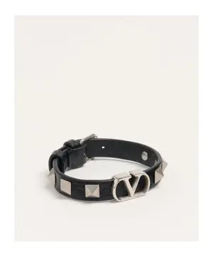 Valentino Garavani Vlogo Signature Buckled Bracelet