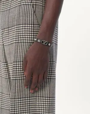 Valentino Garavani Vlogo Signature Buckled Bracelet
