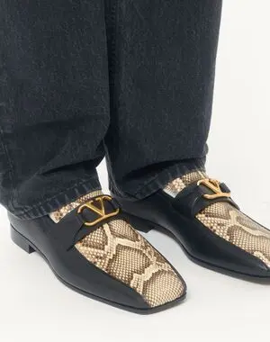 Valentino Garavani Vlogo Signature Kidskin And Python Loafer