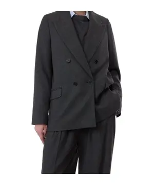 Closed Double-breasted Suit Jacket