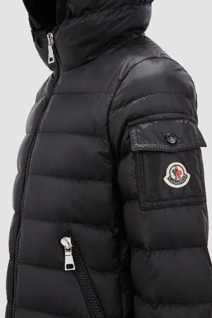 Moncler Hooded Down Jacket With Quilted Design - Black