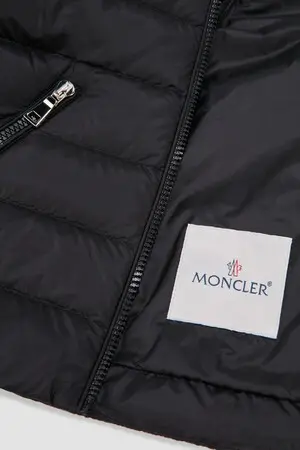 Moncler Hooded Down Jacket With Quilted Design - Black