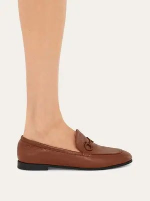 FERRAGAMO Gancini Loafer
