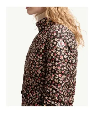 Moncler Florlans Packable Down Jacket With Floral Print - Black