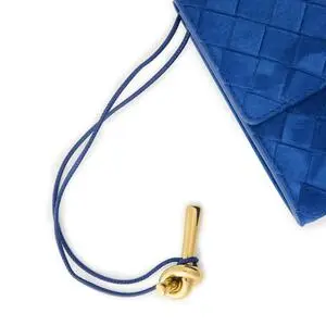 Bottega Veneta Sue Andiamo Clutch - Blue