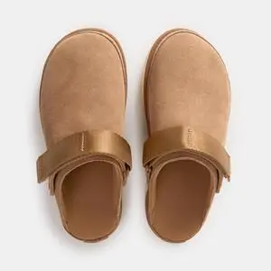 UGG Goldenstar Logo Detail Sandals - Nude