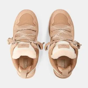 UGG Low-top Sneakers