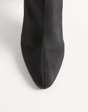 Valentino Garavani Hotty Shantung Feather Boots