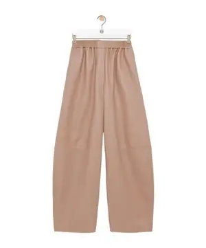 Loewe Barrel Trousers In Nappa Lambskin - Light Brown