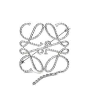 Loewe Broche Anagram