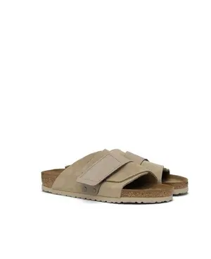 BIRKENSTOCK Logo Embossed Sandals - Nude