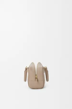 Loewe Amazona 23 Bag In Soft Grained Calfskin