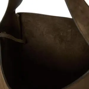 Saint Laurent Minimalstyle Compact Shoulder Bag - No