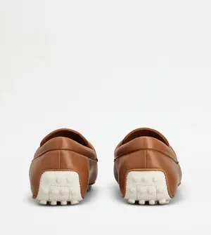 TOD'S Round Toe Slip-on Loafers With Color-blocked Sole