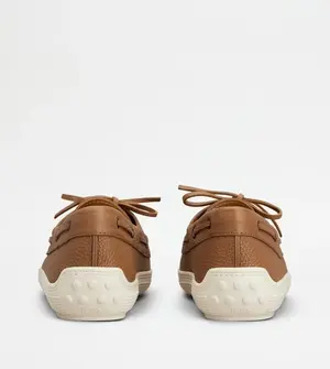 TOD'S Round-toe Loafers
