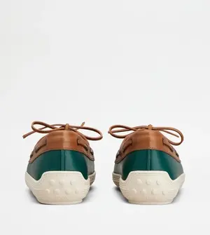 TOD'S Round-toe Loafers