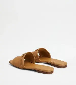 TOD'S Square-toe Flat Sandals