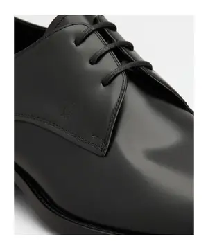 TOD'S Calfskin Lace-up Derby