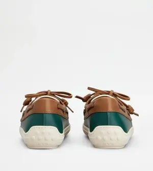 TOD'S Round-toe Loafers With Signature Embossed Pattern