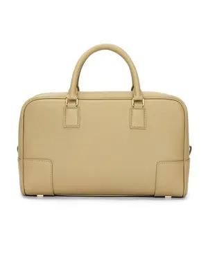 Loewe Amazona 28 Bag In Nappa Calfskin - Nude