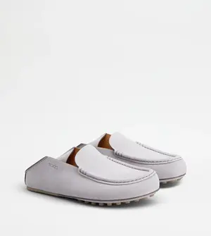 TOD'S Round Toe Loafers With Logo Detailing