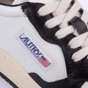 AUTRY Leather Sneakers - Black