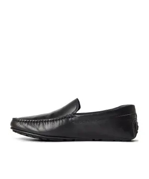 Valentino Garavani Pure Glossy Leather Loafer