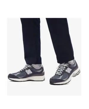 NEW BALANCE 2002r Lace-up Sneakers
