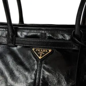 Prada Solid Color Singleshoulder Bag
